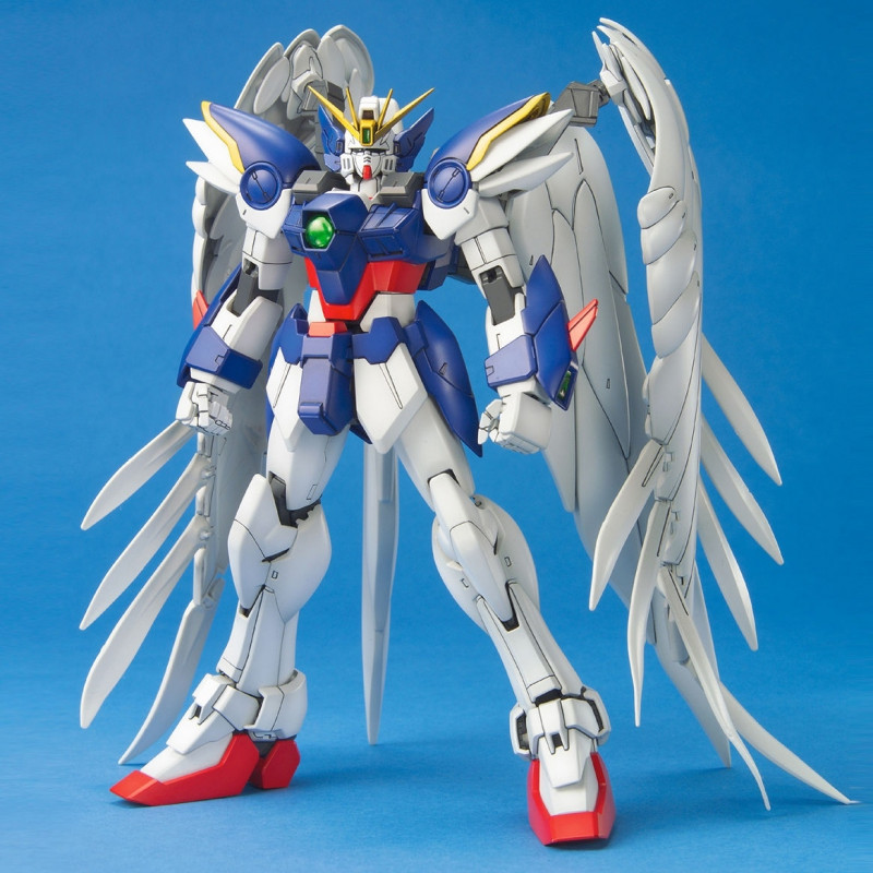 GUNDAM Master Grade Wing Gundam Zero Bandai Gunpla