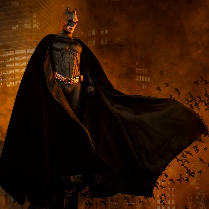 BATMAN BEGINS Statue Batman Premium Format Sideshow