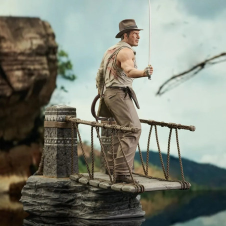 INDIANA JONES Statuette Deluxe Gallery Indiana Rope Bridge Diamond Select