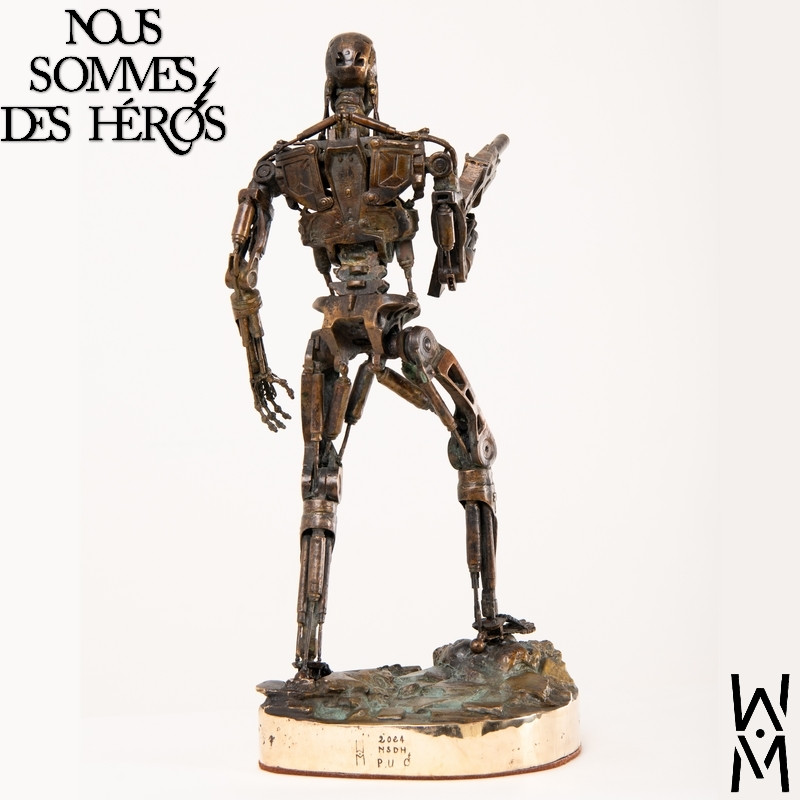 TERMINATOR Statue Endoskeleton NSDH