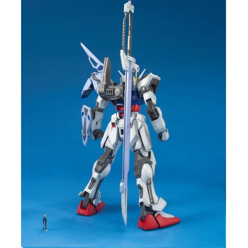 GUNDAM Master Grade Strike Gundam Launcher / Sword Bandai Gunpla