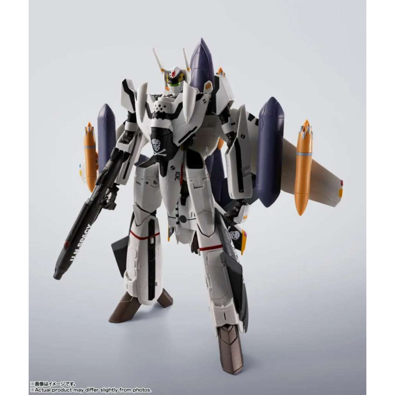 Hi Métal R VF-0S Phoenix Roy Focker QF-2200D-B Ghost Bandai Macross ...